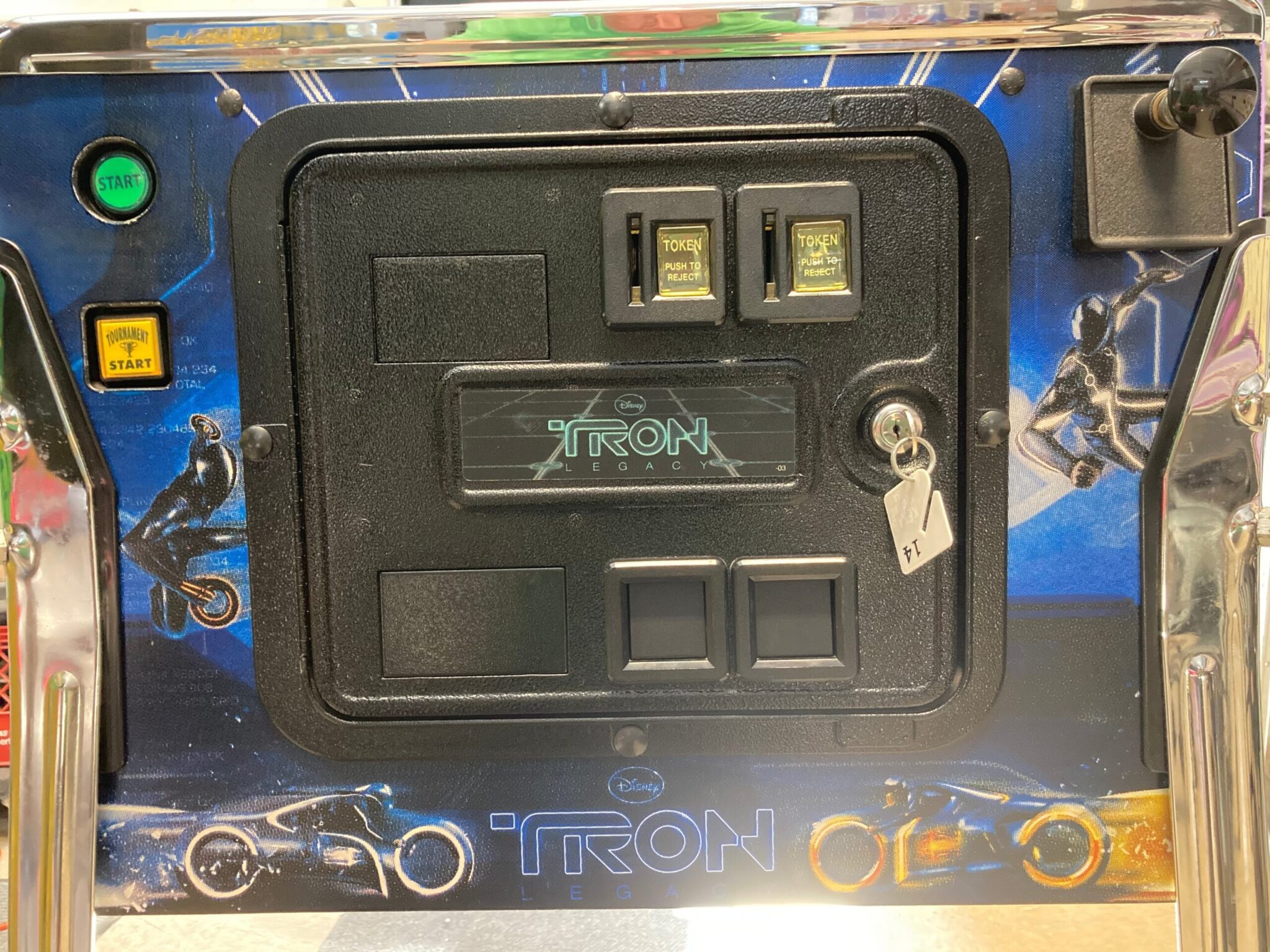 Buy Tron Pinball Machine Online:-Here is the beautiful new Stern Limited
